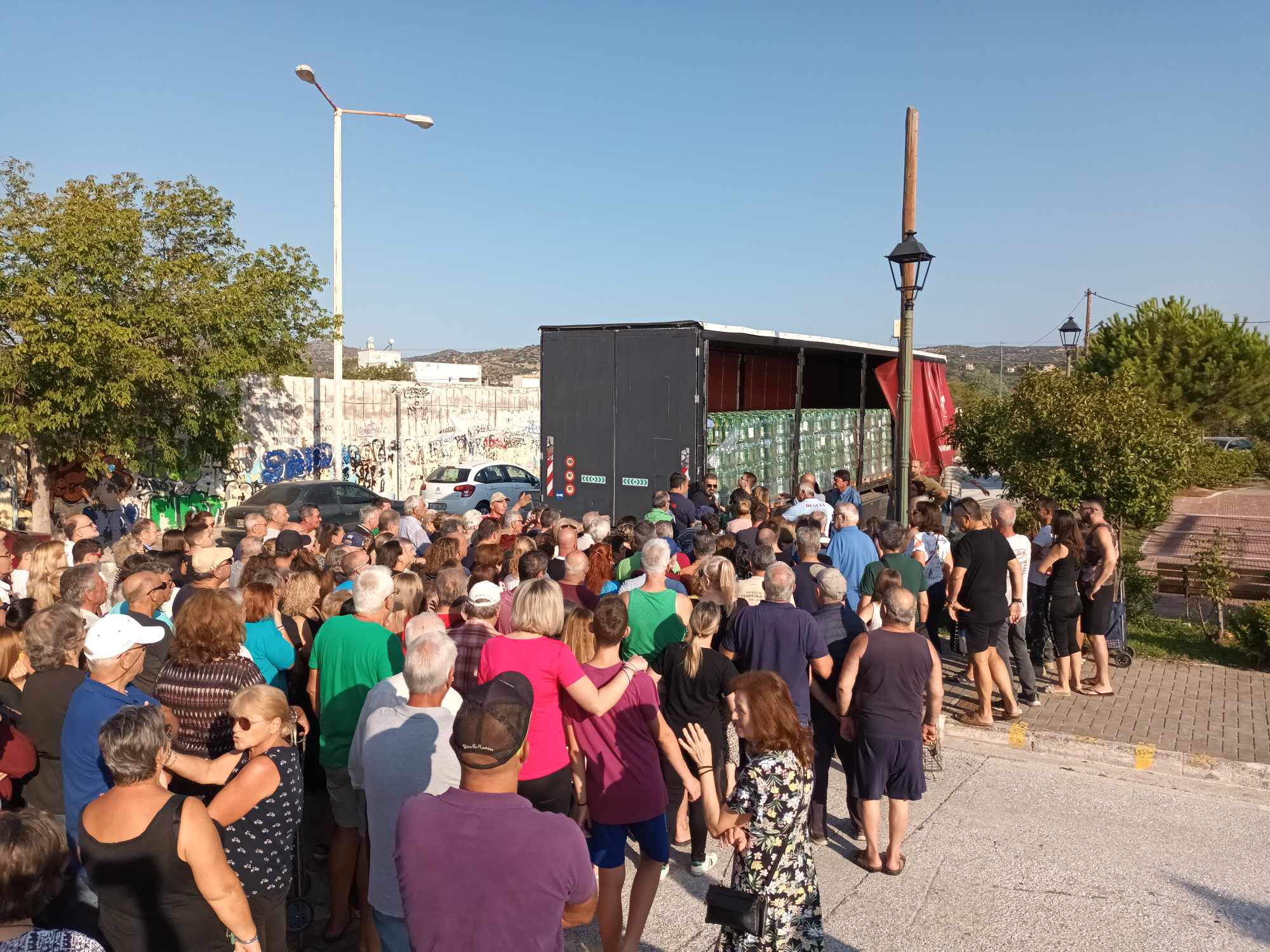 Στο πλευρό των πλημμυροπαθών της Θεσσαλίας το Επιμελητήριο Εύβοιας ...